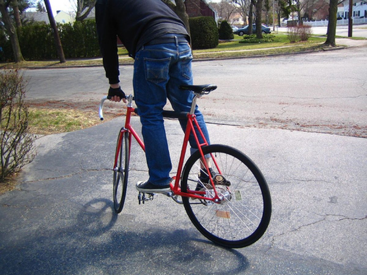 Cycling Techniques To Better Your Bicycle Commute - Maya Cycle